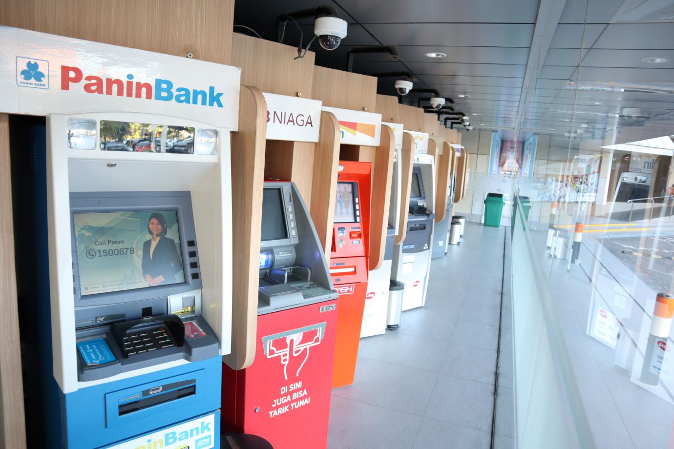 WTC EMALL – The Biggest Gadget Mall