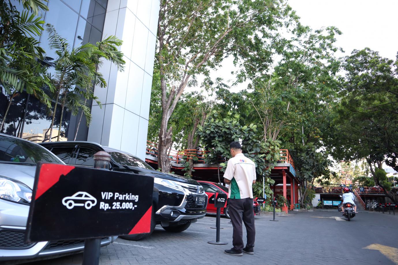 WTC EMALL – The Biggest Gadget Mall